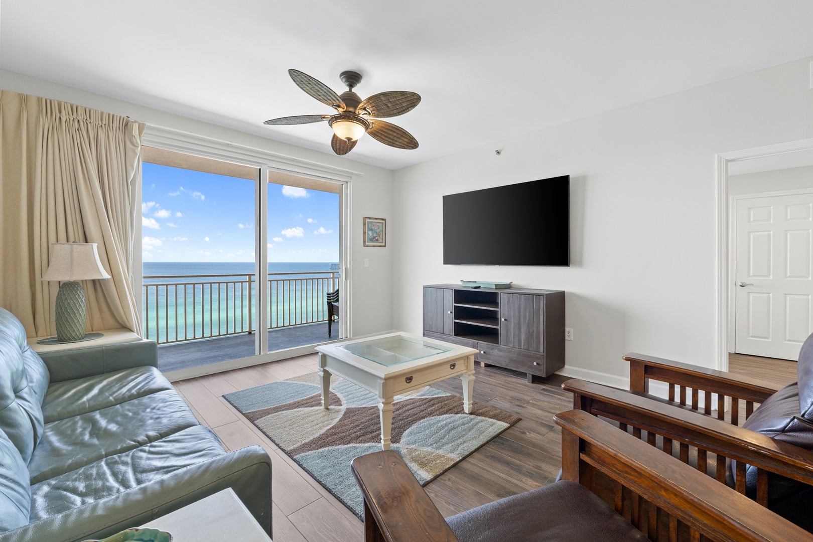 Splash Beach Resort 907W | Panhandle Getaways