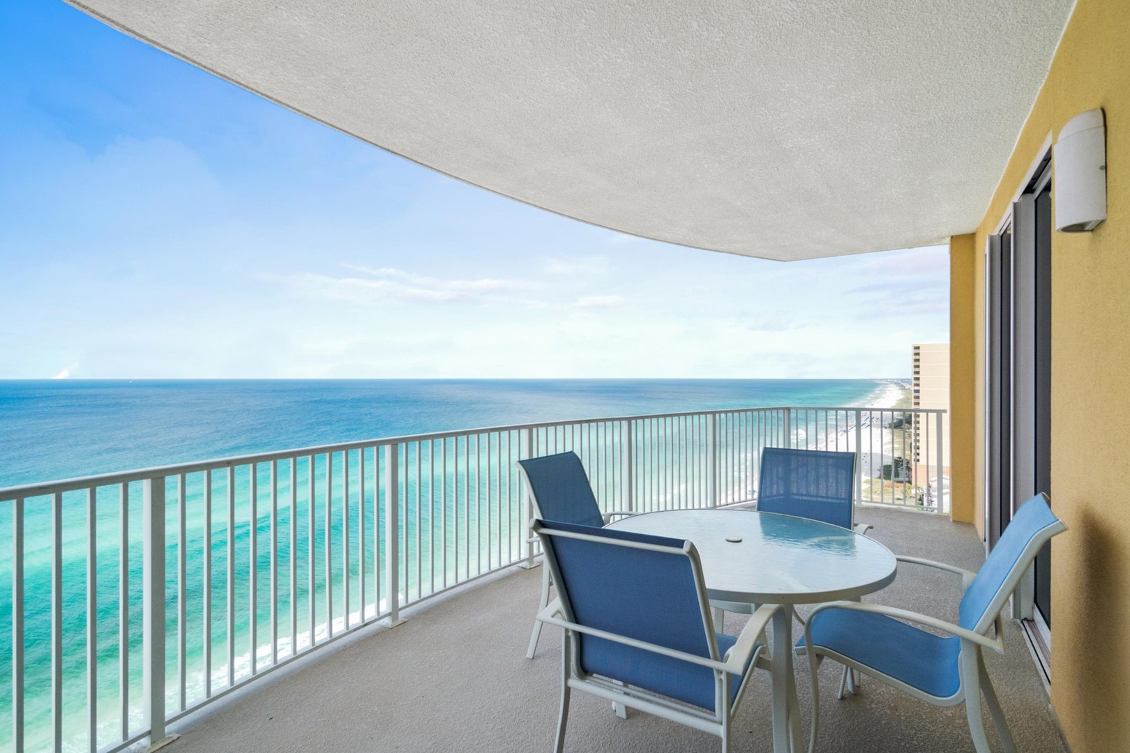 Emerald Isle 1901 | Panhandle Getaways