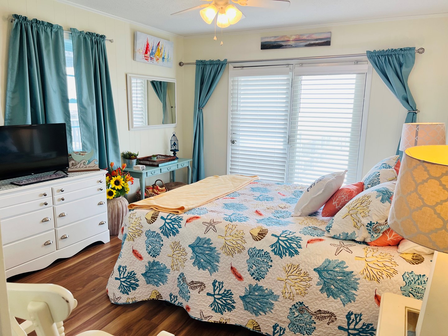 Seaside / 261 Ocean Blvd West | Oceanfront Vacation Rental